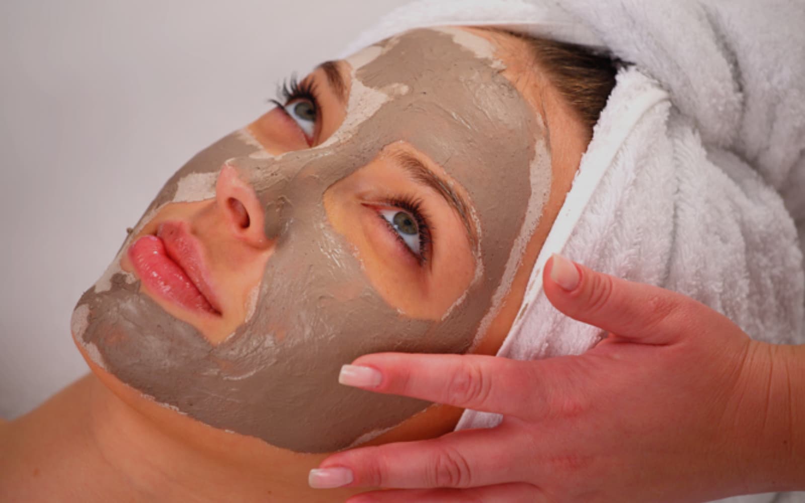 Junu's Eyebrows is a Beauty Salon in Chico, CA 95928